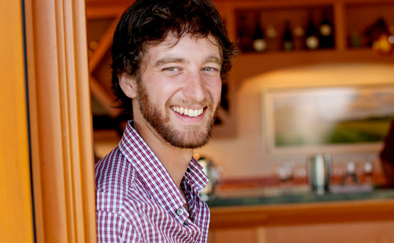 Unsworth Vineyards’ Chris Turyk Breaks Down Cowichan Pinot Gris – Scout ...