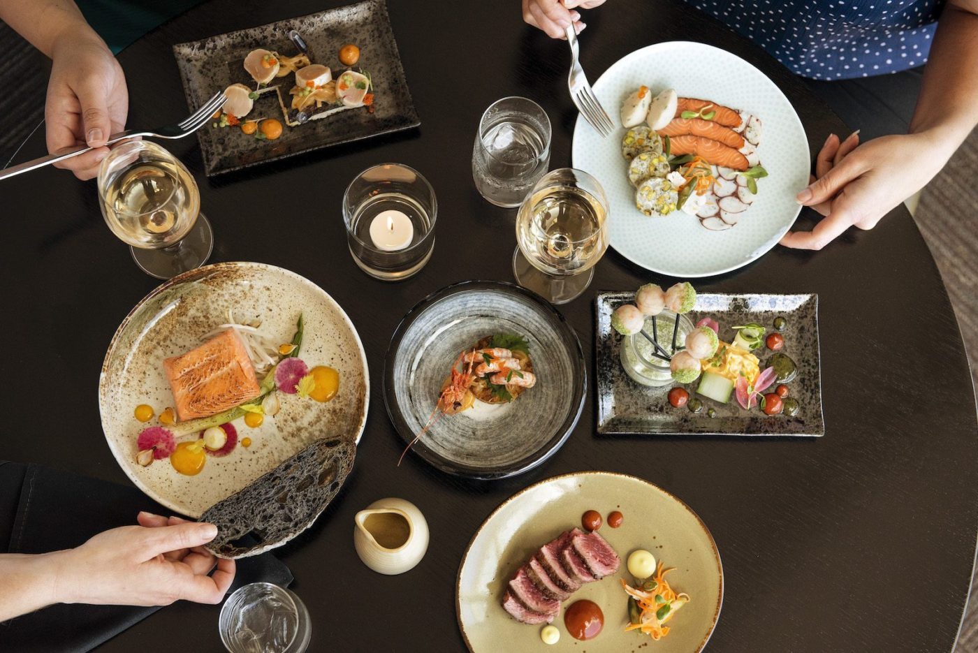 Victoria’s Inn at Laurel Point and Aura Waterfront Restaurant + Patio ...